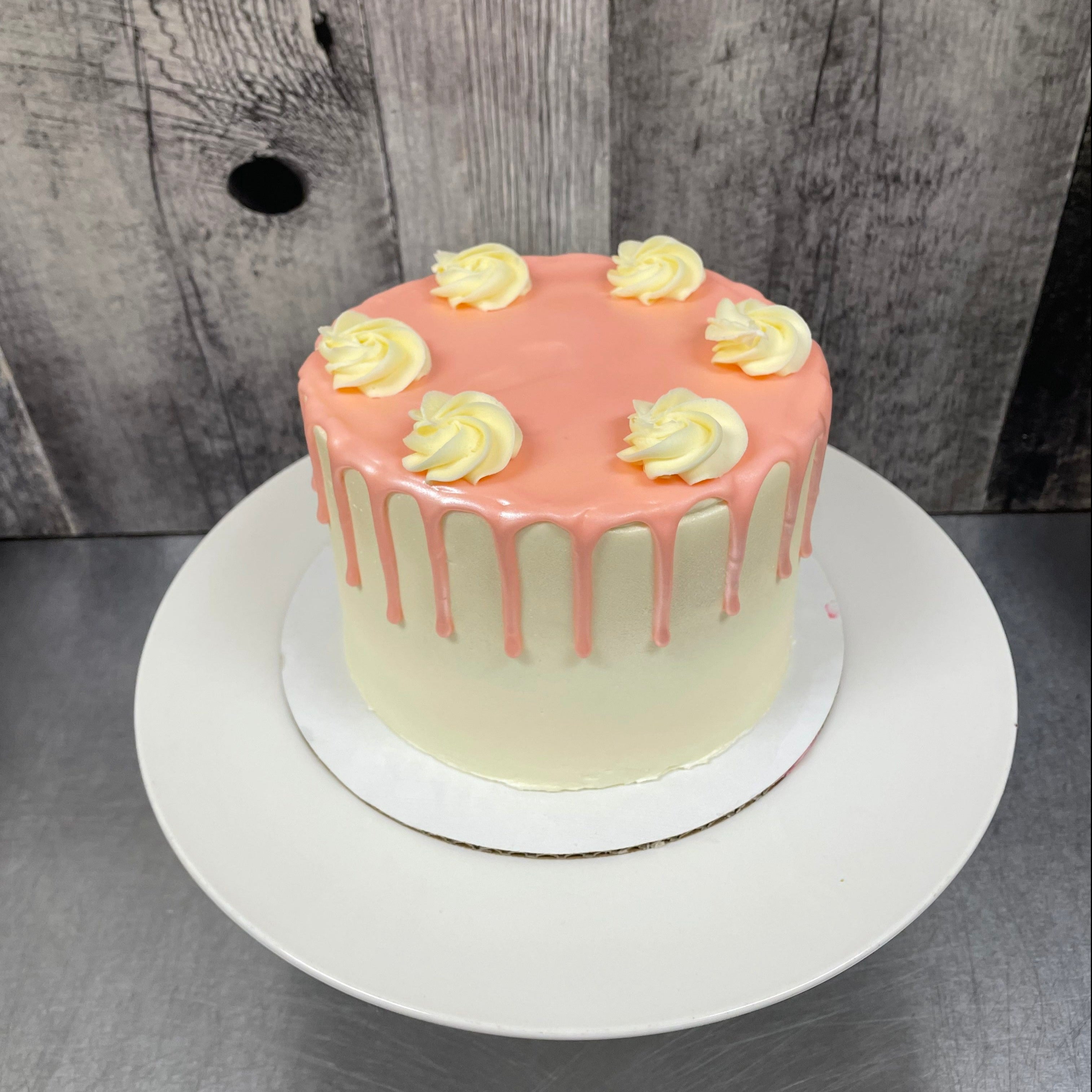 Royal Raspberry Cake – Celena's Bakery